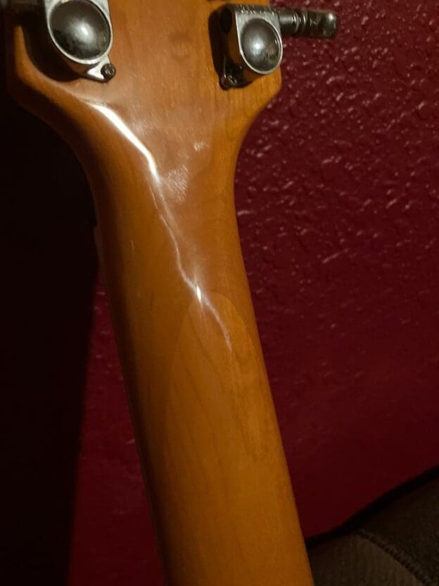 How to Spot a Fake Gibson Guitar: Practical Tips to Avoid Getting ...